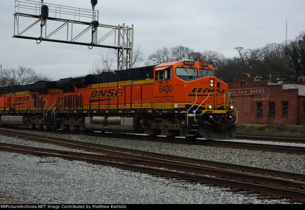BNSF 6400